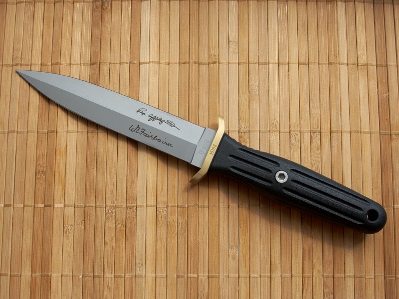 Обзор Boker Applegate. Боевые ножи с фиксированным клинком